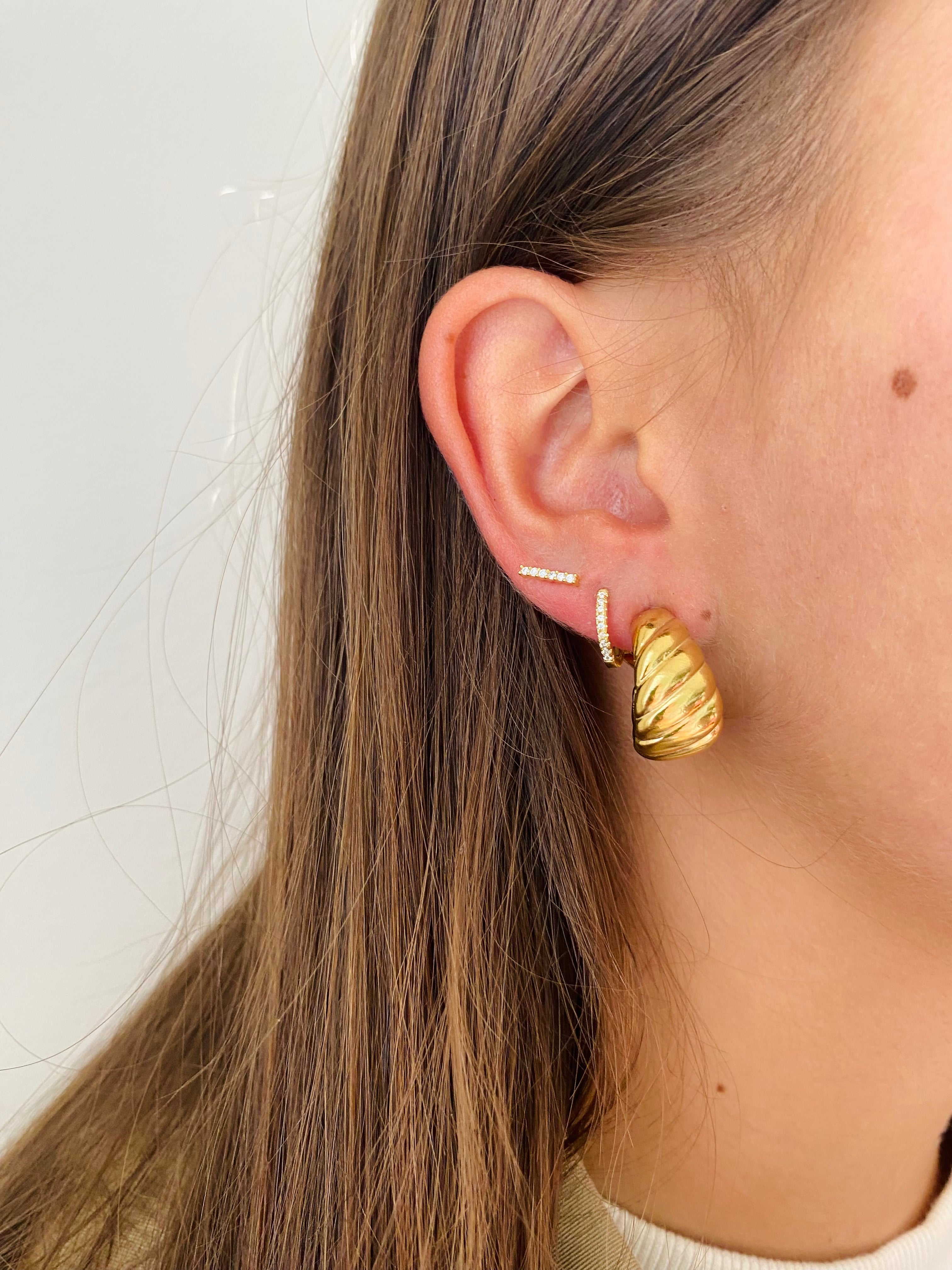 Line piercing – Pitt Antwerp